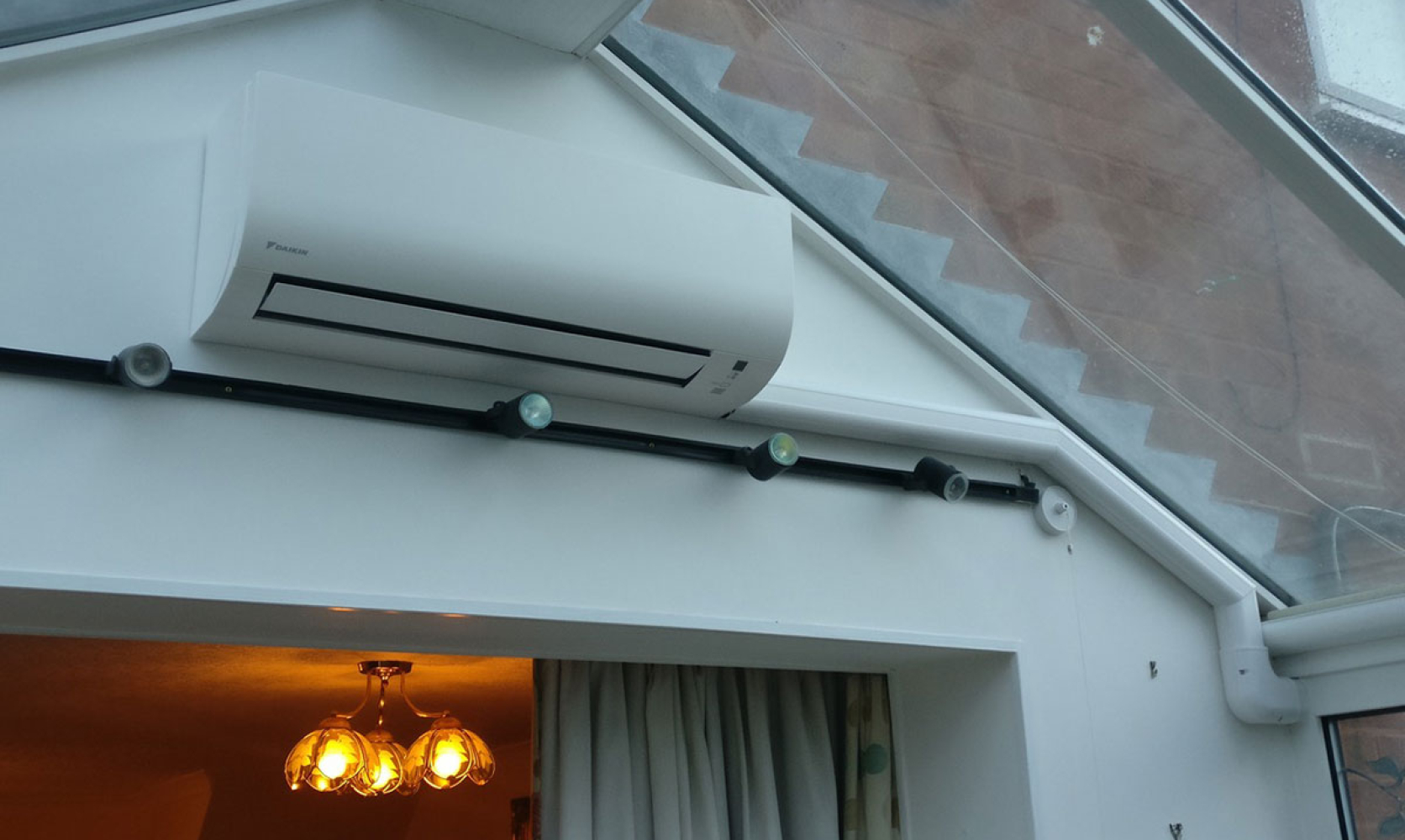 How to keep your conservatory warm all year round - Noreus - All your ...